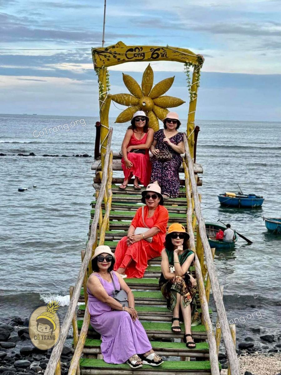 Gành Yến Quảng Ngãi - Mãn Nhãn với Hàng Trăm Rặng San Hô Lộ Thiên Tuyệt Đẹp